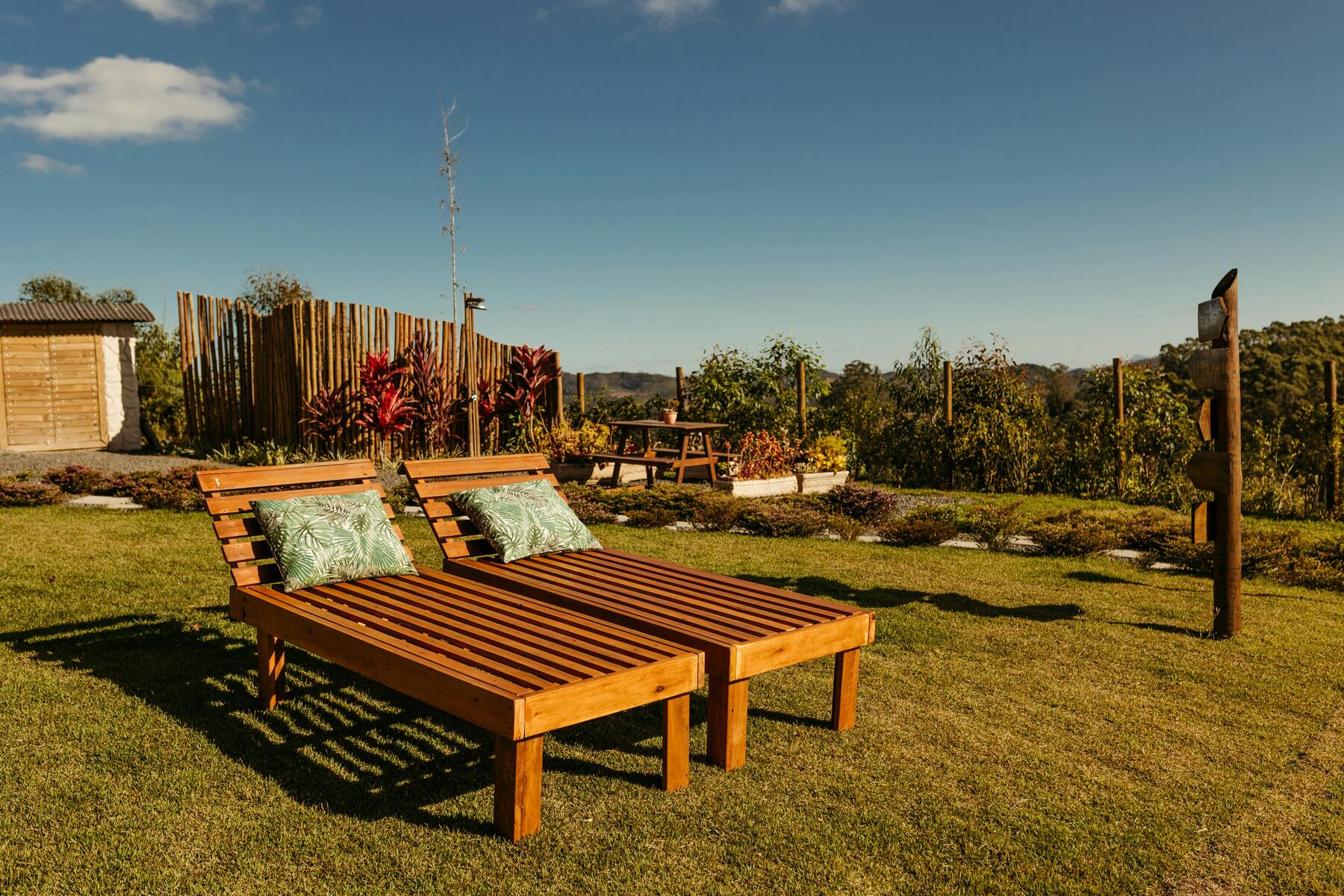 18 Durable All Season Patio Furniture Picks to Buy in 2025 – Wrmth.ca