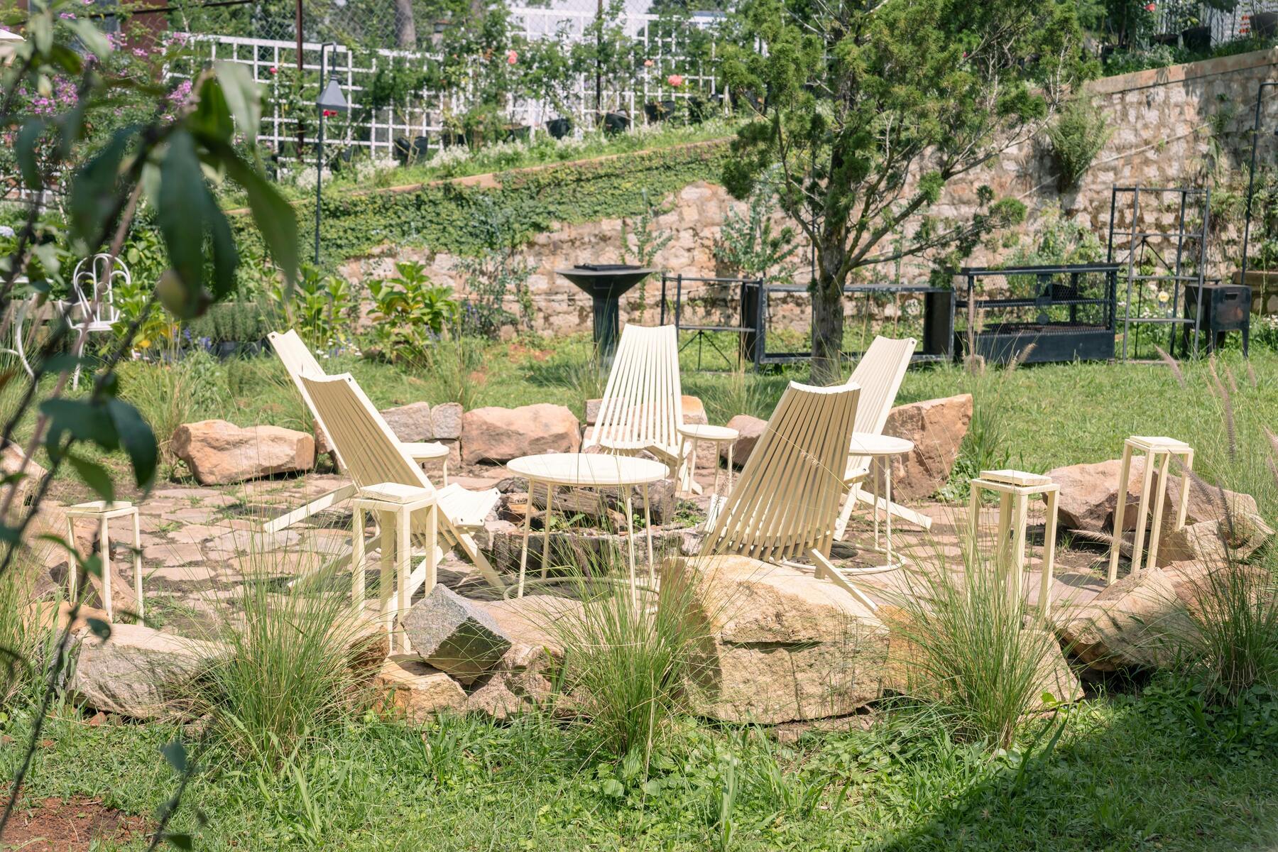Cozy Winter Patio Ideas: 12 Ways to Warm Your Outdoor Space – Wrmth.ca